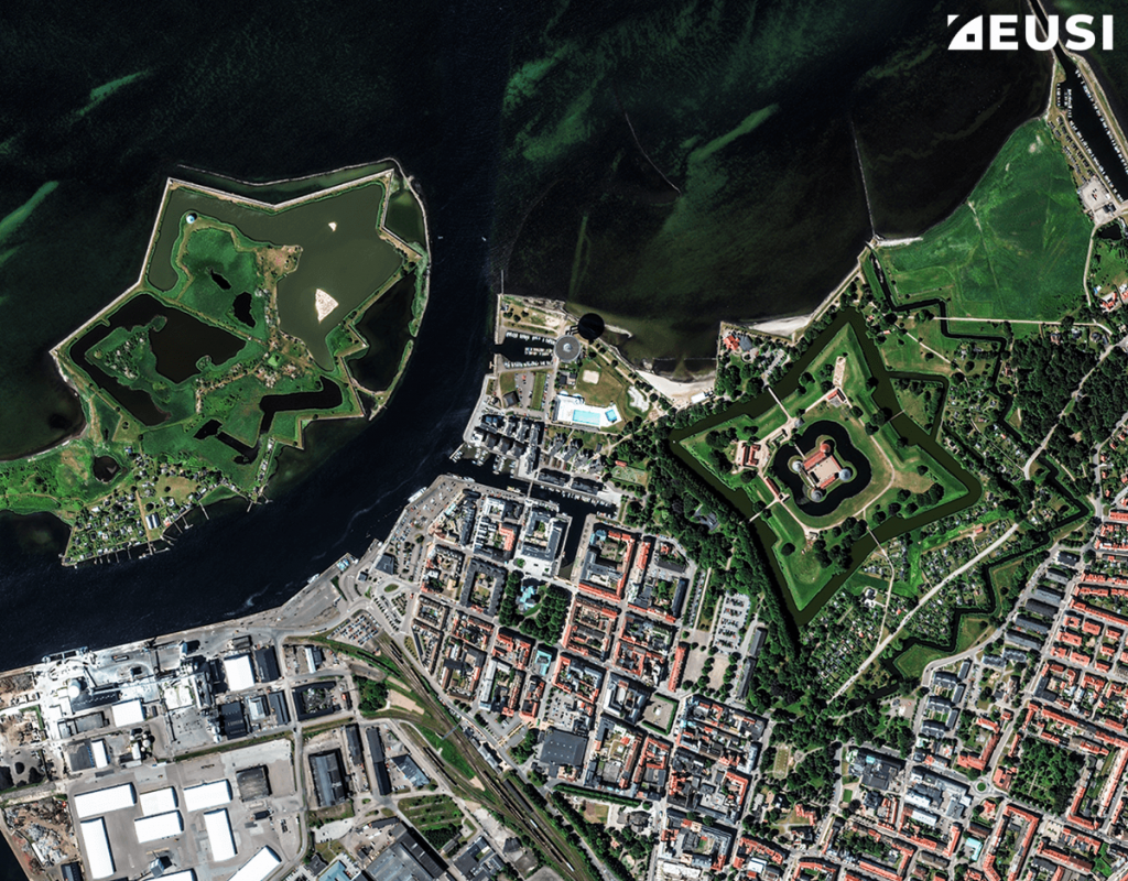 What Do Star Forts Look Like From Space? 20 Satellite Images That Will ...