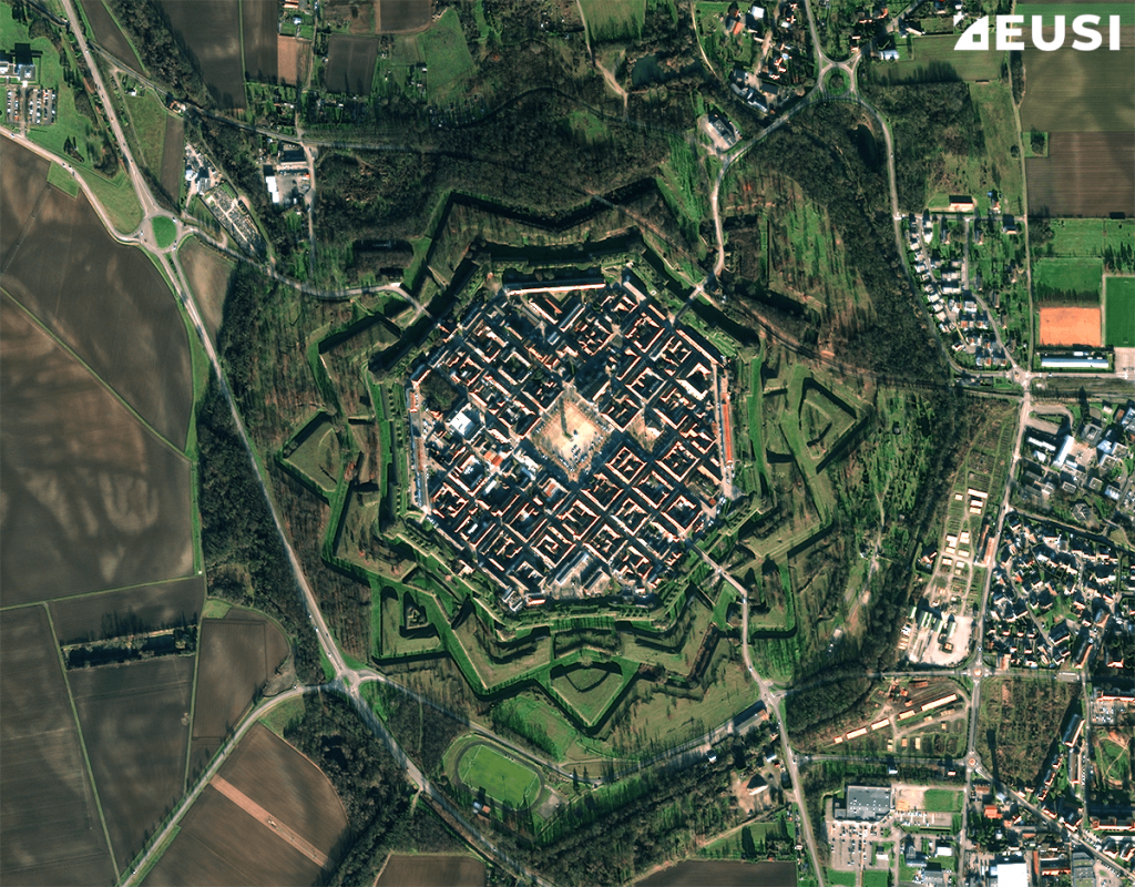 What Do Star Forts Look Like From Space? 20 Satellite Images That Will ...